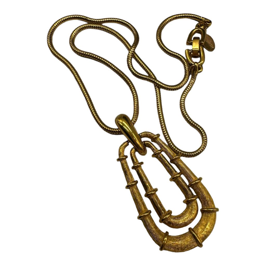 Roget Pendant Necklace - Vintage Jewerly Collect