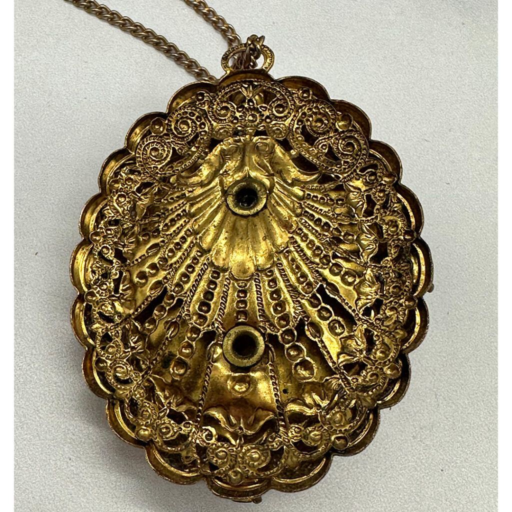 West German Cameo Pendant - Vintage Jewerly Collect